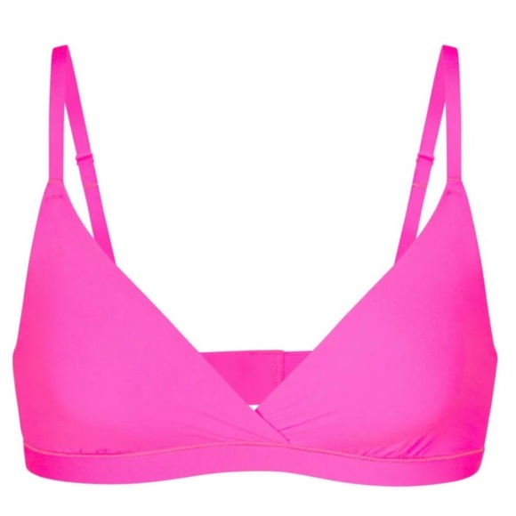 SKIMS | Intimates & Sleepwear | Nwt Skims Fits Everybody Triangle ...